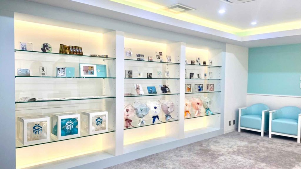 株式会社RISE SQUARED